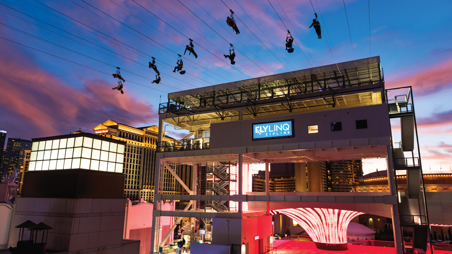 FLY LINQ ZIPLINE - The Linq Promenade